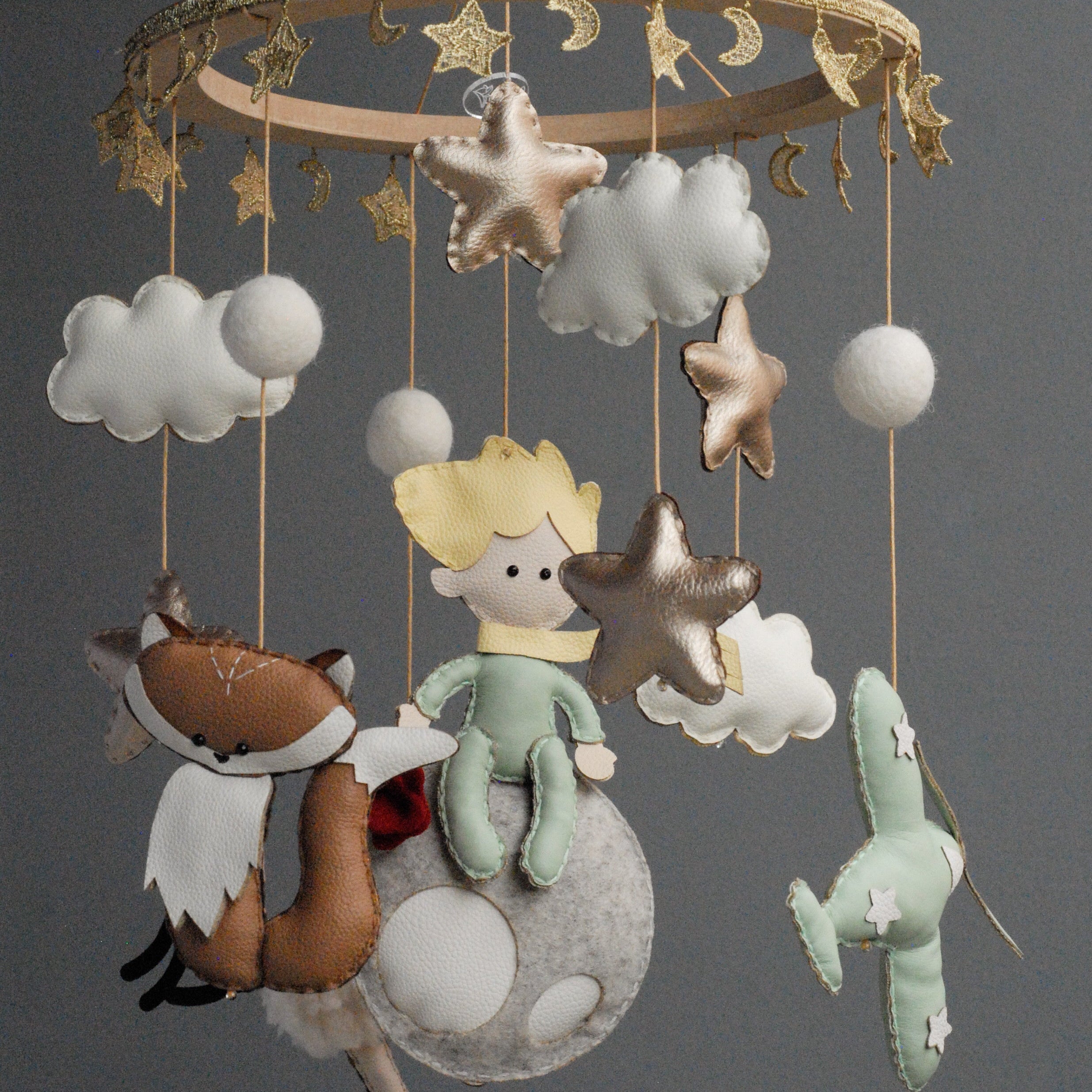 Móvil Mr Fox "El viaje del principito" – BabyStation